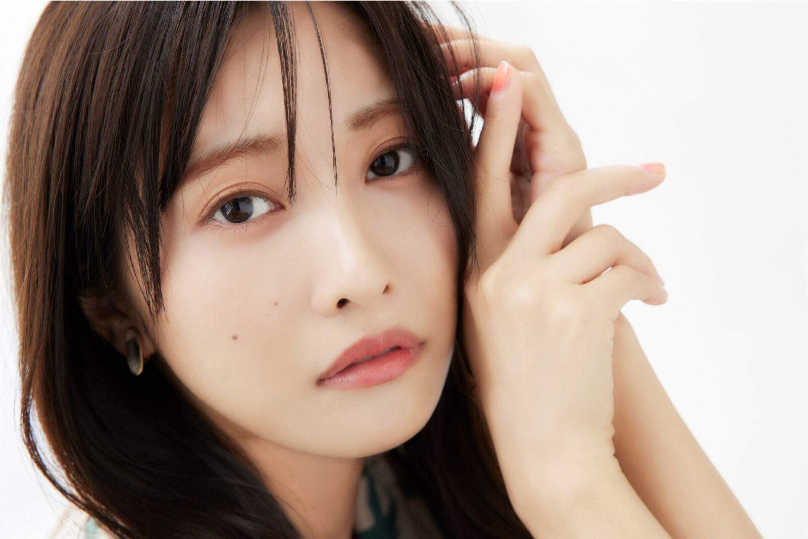 【佐野ひなこ】モットーは「トライ＆エラー」「変わらないね」という言葉を目標に。 | キレイノート